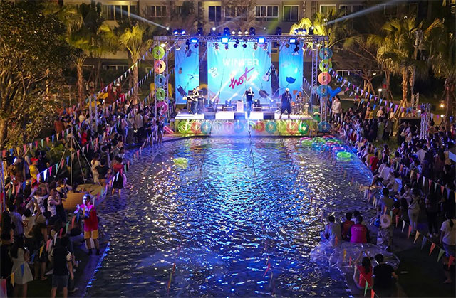 อนันดาจัดกิจกรรมสุดชิค "Winter is Hot" ท่ามกลางส่วนกลางขนาดใหญ่กว่า 4 ...