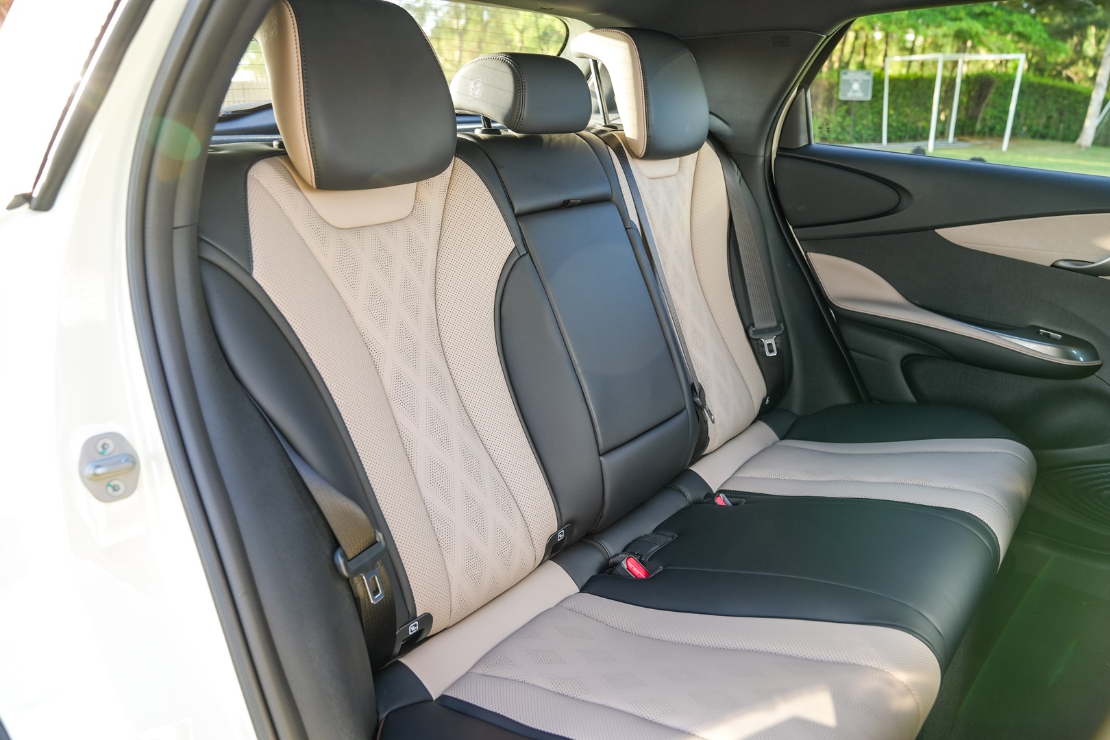 บีวายดี BYD-Dolphin Standard Range-ปี 2023 ราคา 569,900 บาท | เช็คราคา.คอม