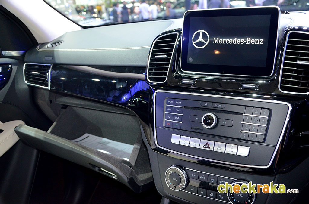 เมอร์เซเดส-เบนซ์ Mercedes-benz GLE-Class GLE 250 d 4MATIC AMG Dynamic ...