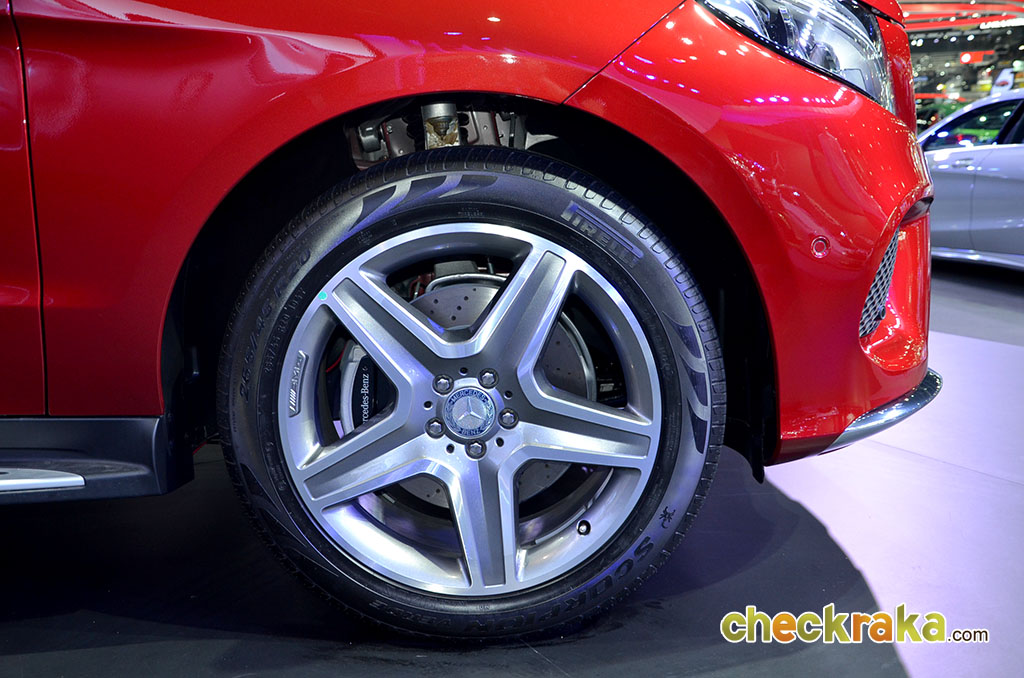 เมอร์เซเดส-เบนซ์ Mercedes-benz GLE-Class GLE 250 d 4MATIC AMG Dynamic ...