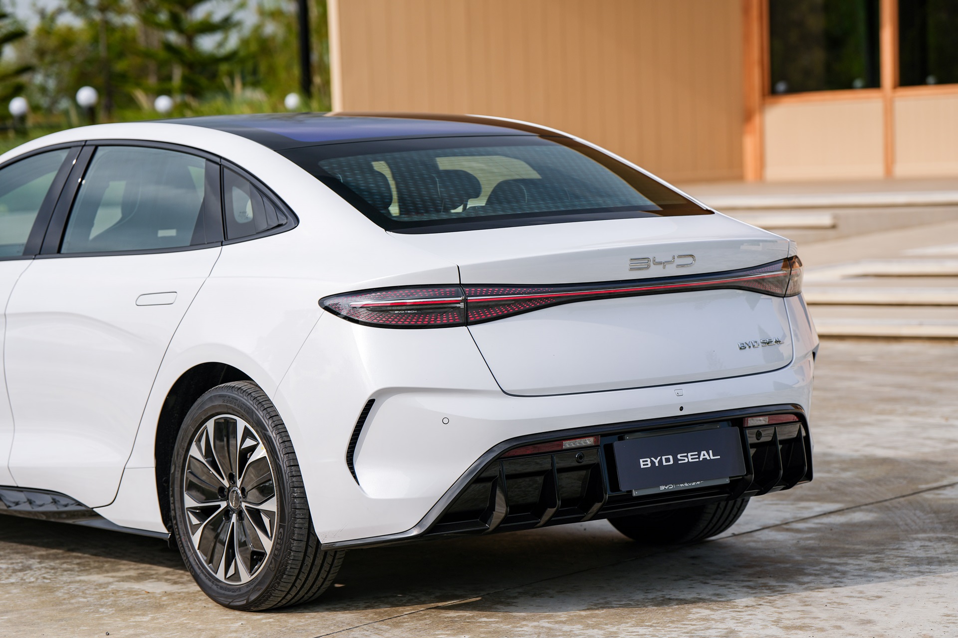 บีวายดี BYD Seal Dynamic ปี 2023 ราคา 999,900 บาท | เช็คราคา.คอม