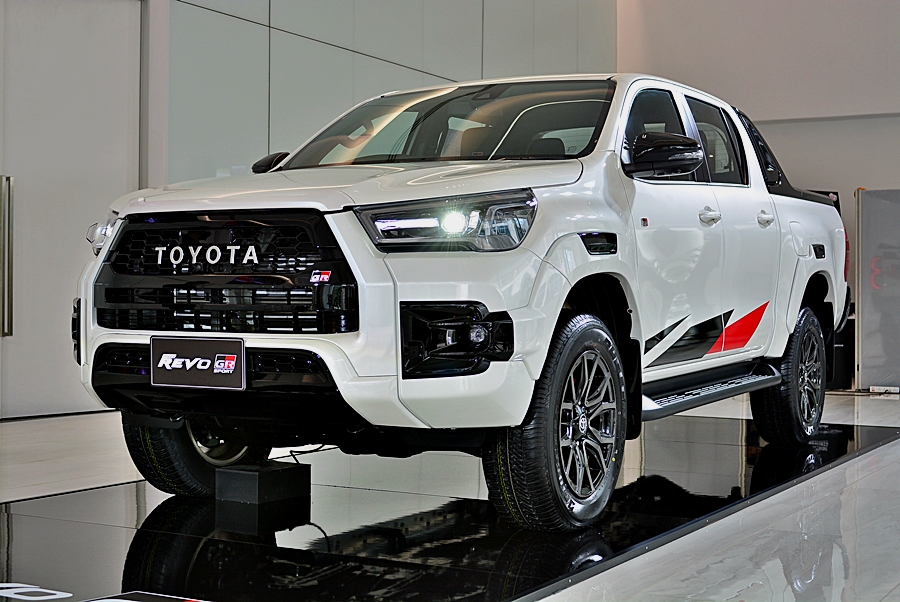 โตโยต้า Toyota Revo GR Sport 2.8 AT Hi-Floor 4X4 ปี 2022 ราคา 1,339,000 ...