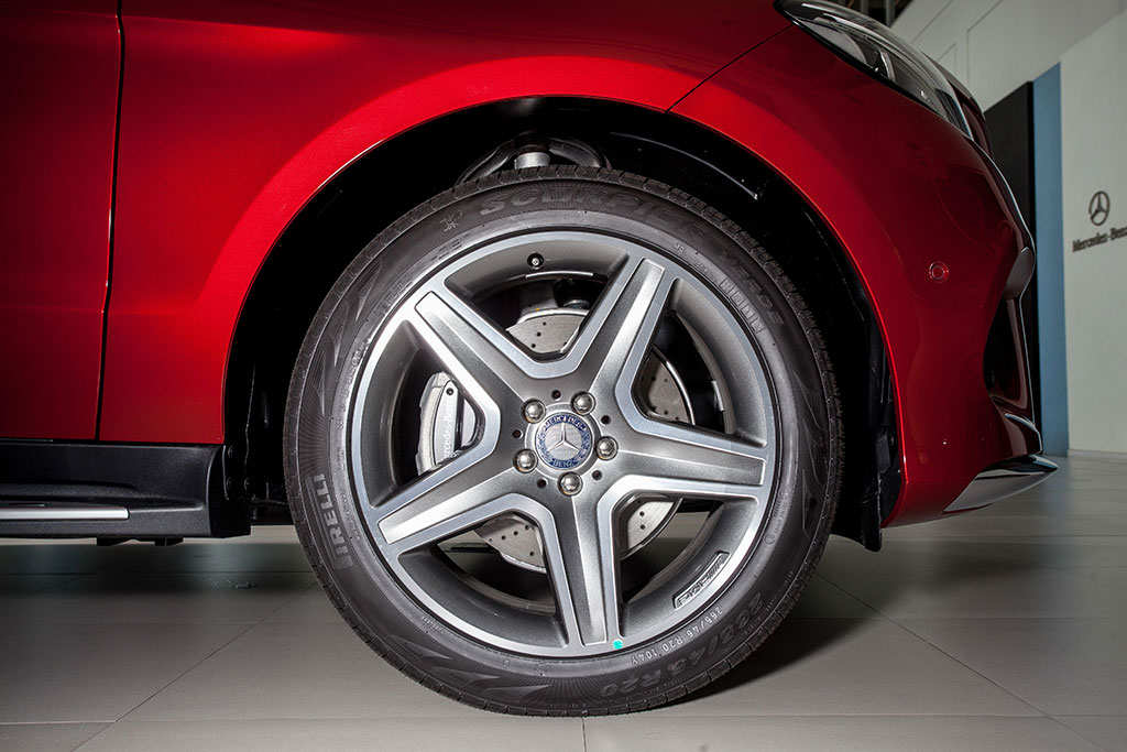 Mercedes-benz GLE-Class GLE 250 d 4MATIC AMG Dynamic 2015 ราคา ...