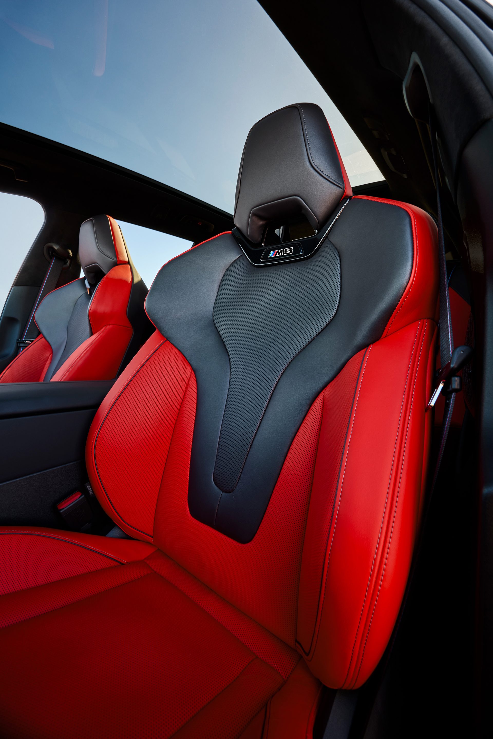 บีเอ็มดับเบิลยู BMW M5 Touring ปี 2025 ราคา 13,299,000 บาท | เช็คราคา.คอม