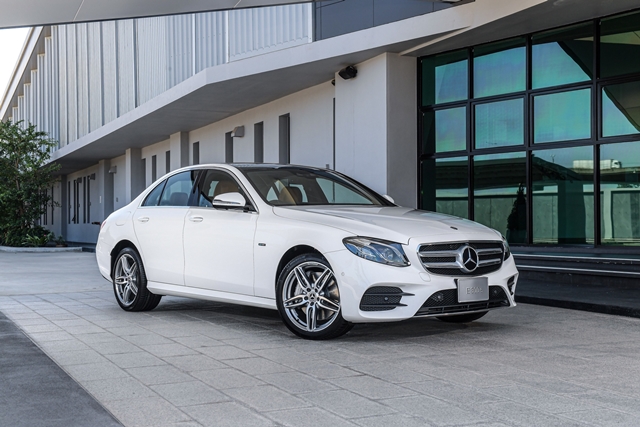 เมอร์เซเดส-เบนซ์ Mercedes-benz E-Class 300 e AMG Dynamic ปี 2019 ราคา ...