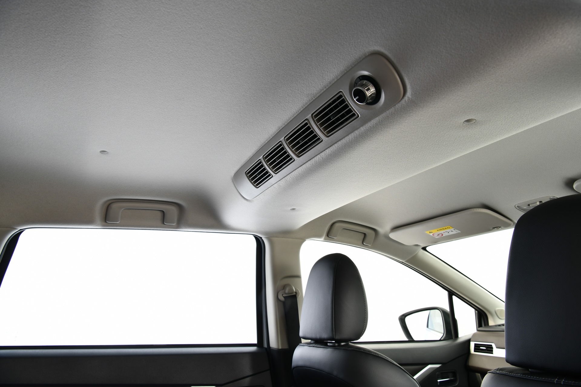 มิตซูบิชิ Mitsubishi Xpander HEV ปี 2024 ราคา 933,000 บาท | เช็คราคา.คอม