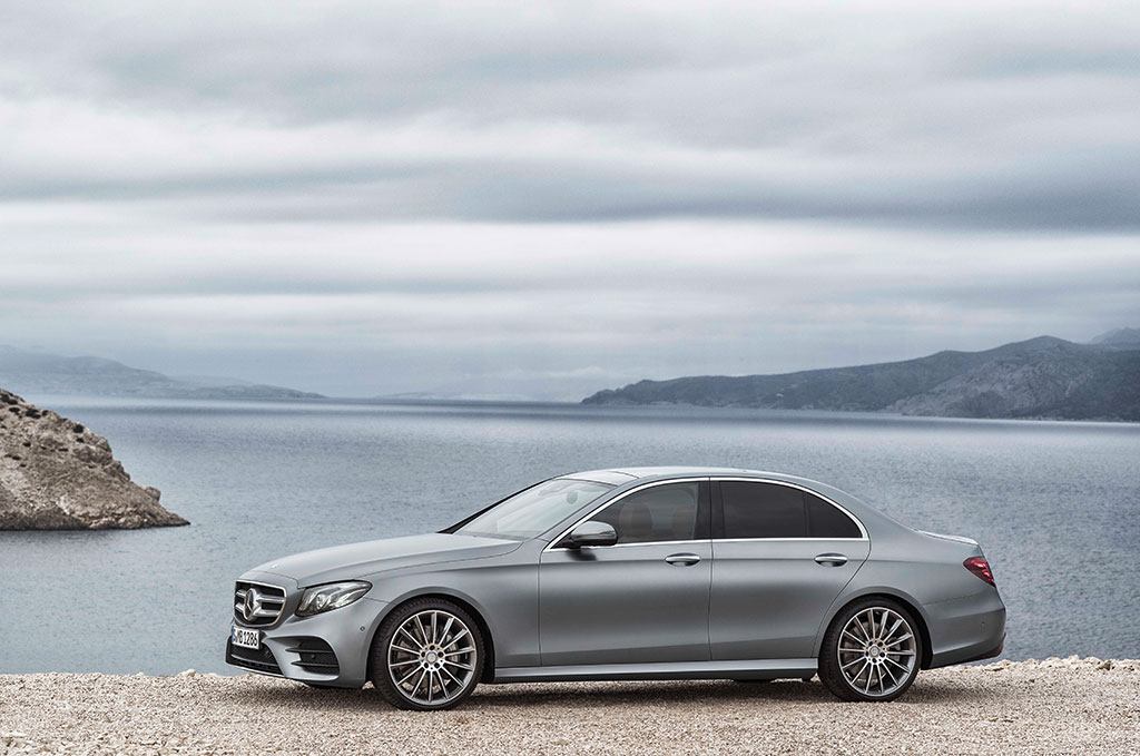 เมอร์เซเดส-เบนซ์ Mercedes-benz E-Class E 220 D AMG Dynamic ปี 2016 ราคา ...