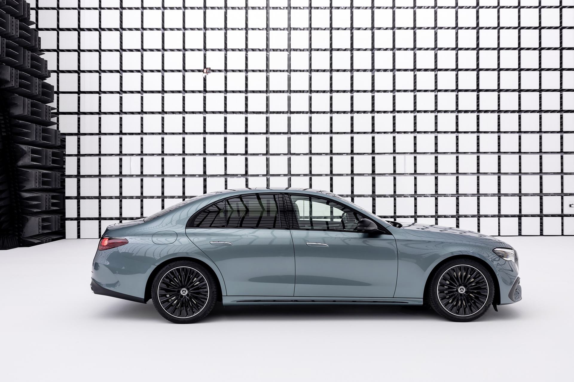 เมอร์เซเดส-เบนซ์ Mercedes-benz E-Class E 220 d AMG Line (Launch EDITION) ปี 2024 ราคา 3,990,000 ...