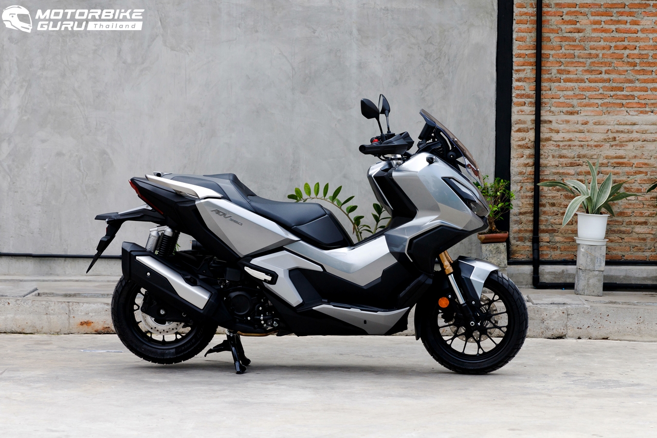 First look ครั้งแรกในไทยกับ ฮอนด้า ADV 350 ใหม่