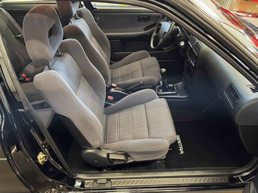 1992 Nissan Sentra SE-R B13 อายุ 30 กว่าปี ขับไปแค่ 445 ไมล์! | เช็ค ...