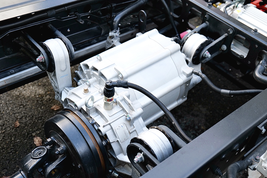 รีวิว ลองขับรถ 6 ล้อไฟฟ้าล้วน AUMARK iBlue 85 PURE วิ่งได้ 240 กม. ...