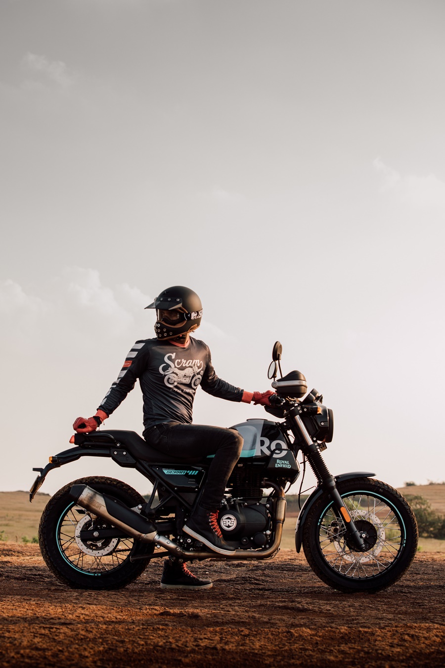 Royal Enfield เปิดตัว Scram 411 รถจักรยานยนต์เออร์เบิน สแกรมเบลอร์ รุ่น ...