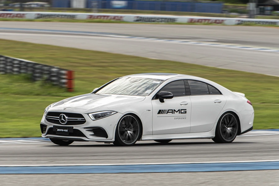 เมอร์เซเดส-เบนซ์ เปิดประสบการณ์กับกิจกรรมระดับโลก “AMG Experience On ...
