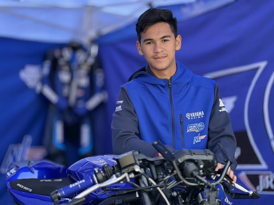 Yamaha ส่ง เติ้ล-วรพรต ล่าโพเดียม FIM Yamaha R3 bLu cRU World Cup 2024 ...