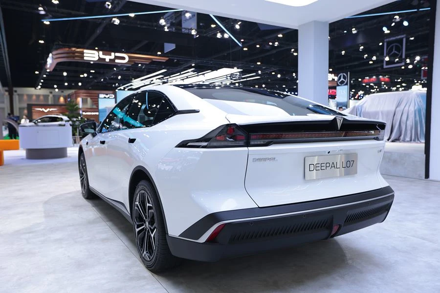 CHANGAN โชว์นวัตกรรมใหม่ล่าสุดพร้อมเปิดตัว LUMIN และ DEEPAL รุ่นใหม่ ใน ...