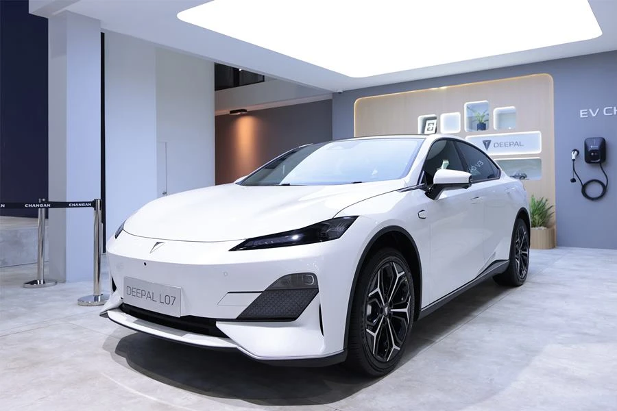 CHANGAN โชว์นวัตกรรมใหม่ล่าสุดพร้อมเปิดตัว LUMIN และ DEEPAL รุ่นใหม่ ใน ...