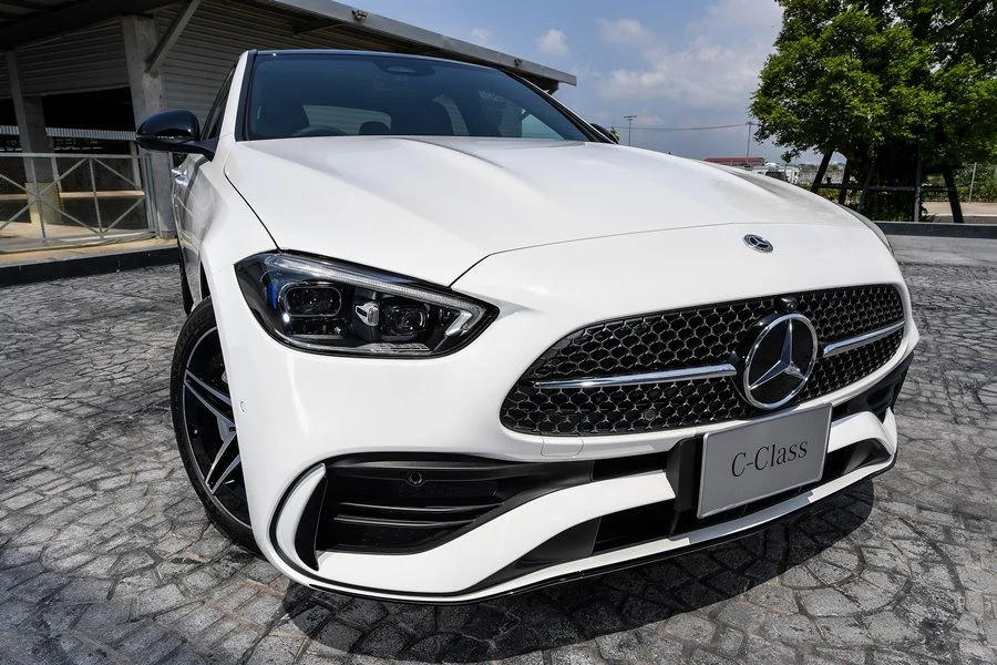 Mercedes-Benz ส่ง C-Class รุ่นพิเศษ Night Edition รถยนต์ปลั๊กอินไฮบริด ...