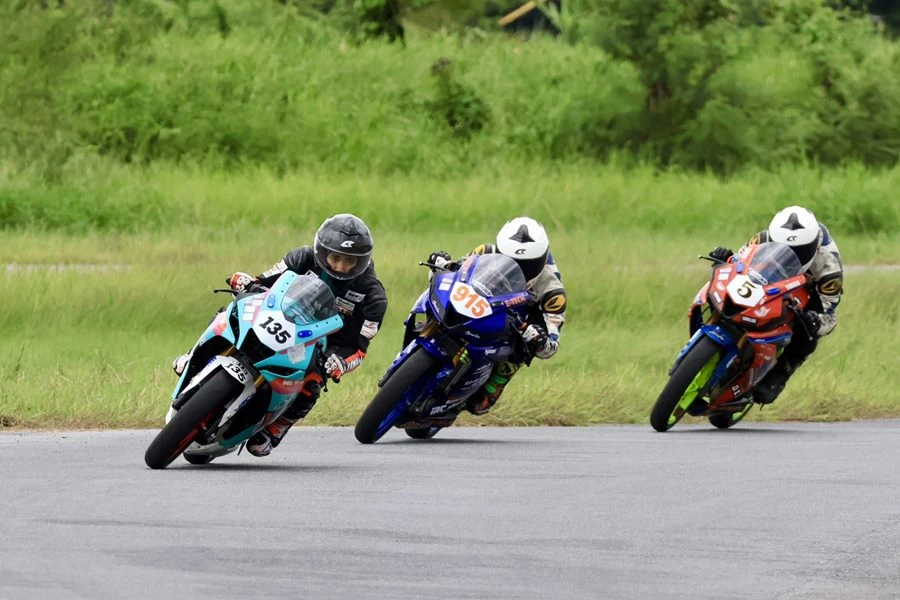 YAMAHA Moto Challenge ศึกทางเรียบระดับอาชีวศึกษาสนามที่ 3 สุดมัน หลัง ...