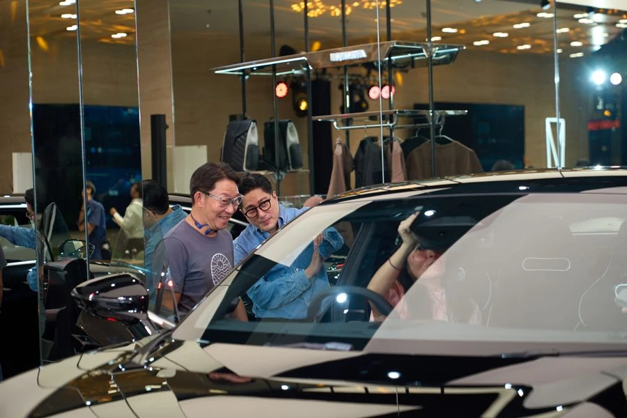 Infinite Automobile ส่งมอบรถยนต์ไฟฟ้าพรีเมี่ยมแบรนด์ AVATR ล็อตแรกถึง ...